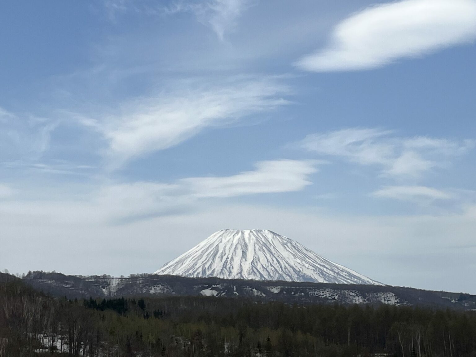 Hidden gems in Hokkaido : Mt. Yotei (Yotei zan/ EZO FUJI)